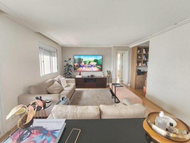 Apartamento de 3 quartos 1 suíte e 2 vagas 134m² Condominio Club