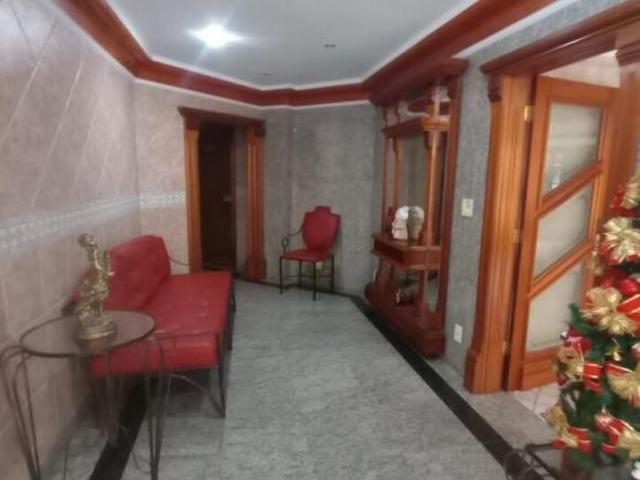 APARTAMENTO DE 3 QUARTOS, 2 SUITES COM VISTA MAR