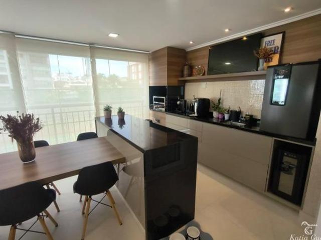 Apartamento de 3 quartos, 4 banheiros, 2 vagas cobertas no Jardim São Bento por R$ 1.790.000,00