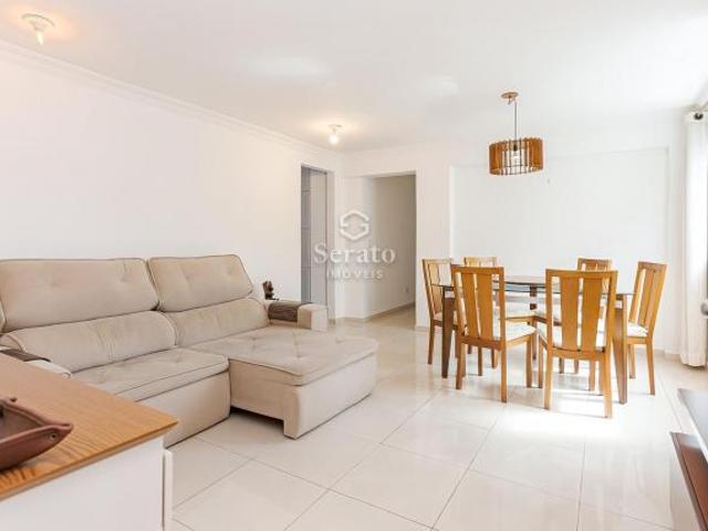 Apartamento de 3 quartos com suíte no Jardim Botân