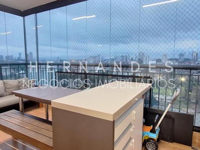 Apartamento de 3 quartos com suíte e 2 vagas na Jardim Tupanci, Barueri, 115m²