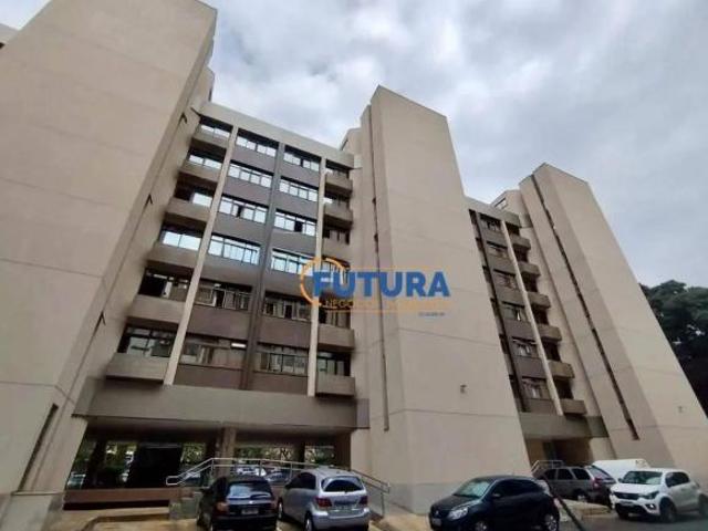 Apartamento de 3 Quartos com Suíte e Garagem SQN 313