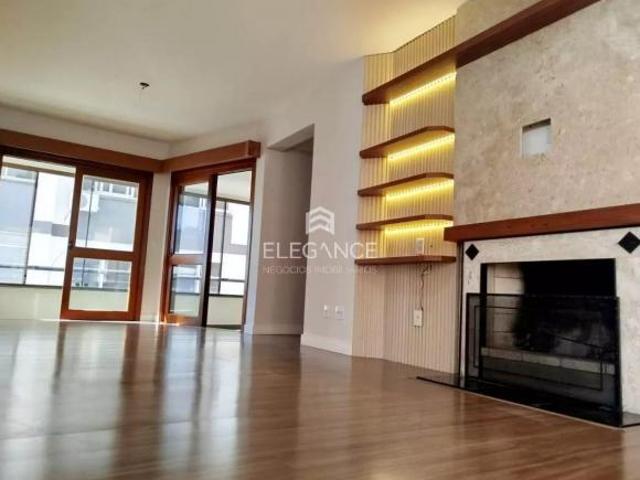 Apartamento de 3 quartos com suíte e vaga na Mont Serrat, Porto Alegre RS: conheça essa imperdível o