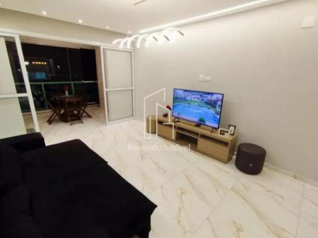 Apartamento de 3 Quartos com 1 Suíte e 2 Vagas na Esplanada, Embu das Artes SP: Oportunidade Única!