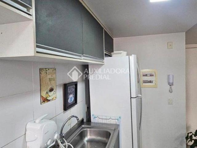 Apartamento de 3 quartos com 1 vaga à venda no bairro Vila Ipiranga em Porto Alegre