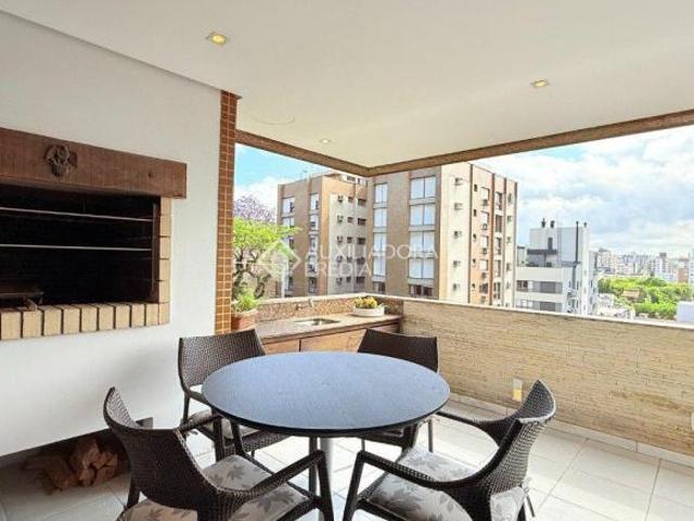Apartamento de 3 quartos com 2 vagas à venda no bairro Auxiliadora em Porto Alegre