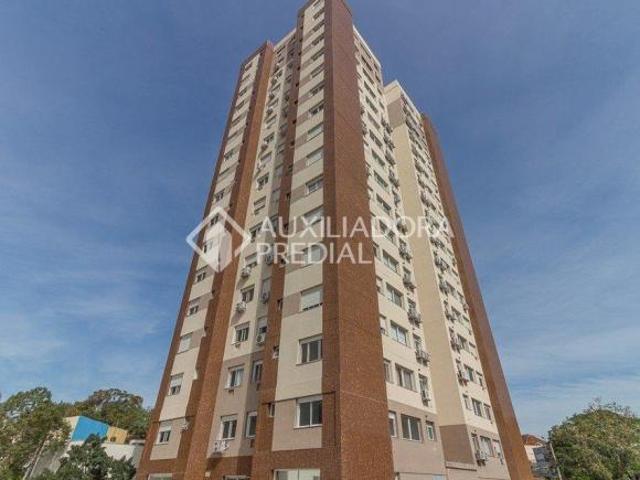 Apartamento de 3 quartos com 2 vagas à venda no bairro Santana em Porto Alegre