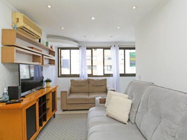 Apartamento de 3 quartos com 2 vagas à venda no bairro Vila Ipiranga em Porto Alegre
