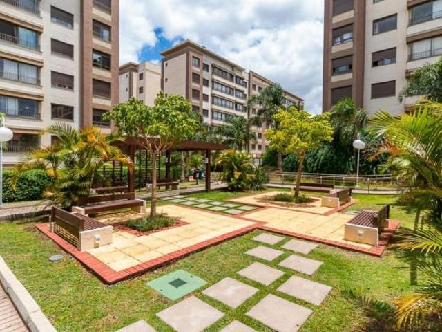Apartamento de 3 quartos com 2 vagas na Cavalhada