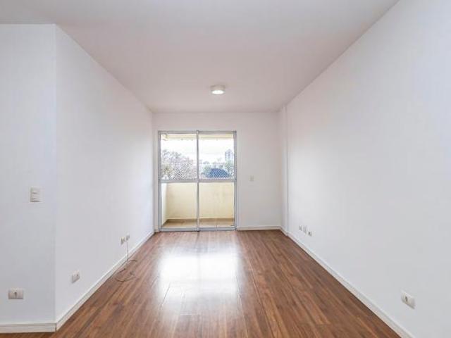 Apartamento de 3 quartos com 84 m² privativos no Rebouças