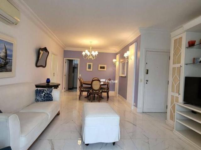 Apartamento de 3 quartos à venda na Praia de Pitangueiras Guarujá, SP