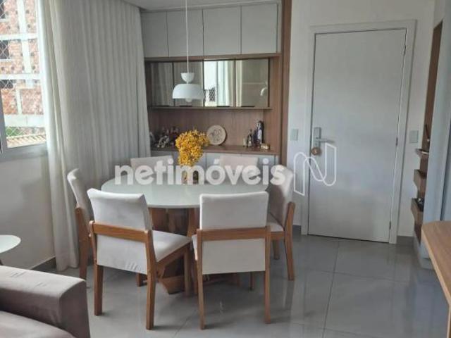 Apartamento de 3 quartos à venda no Ana Lucia!