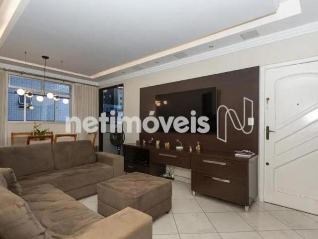 Apartamento de 3 quartos a venda no Castelo!