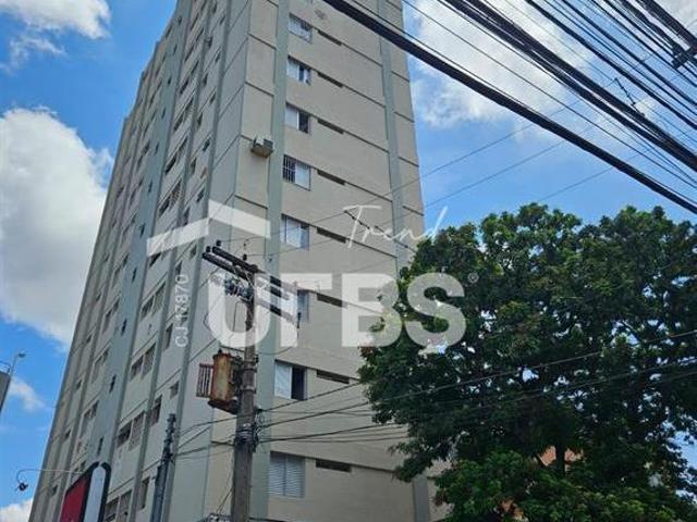 Apartamento de 3 quartos a venda no centro com uma vaga de garagem