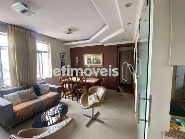Apartamento de 3 Quartos à Venda no Cidade Nova