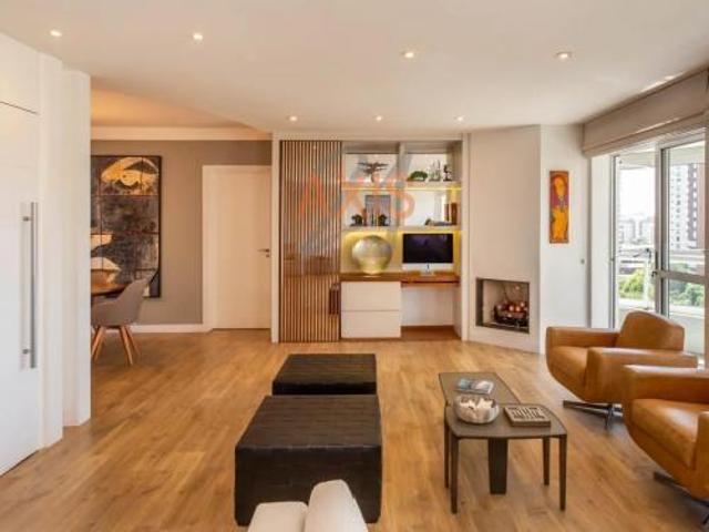 Apartamento de 3 Quartos à Venda no Edifício Rio Tevere | Ecoville Curitiba