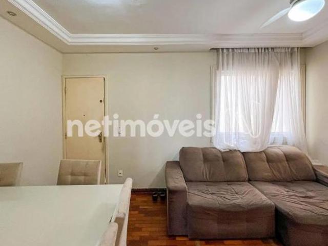 Apartamento de 3 quartos a venda no Sagrada Família!