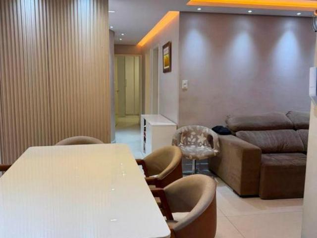 Apartamento de 3 quartos e 90 m² no Rebouças