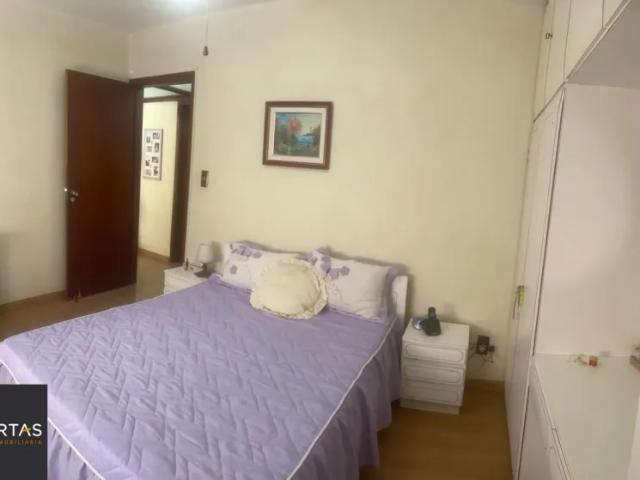 Apartamento de 3 quartos e 1 vaga garagem no bairro Rio Branco em Porto Alegre