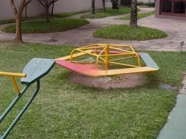 Apartamento de 3 quartos e 1 vaga de garagem escriturada no bairro Camaquã POA