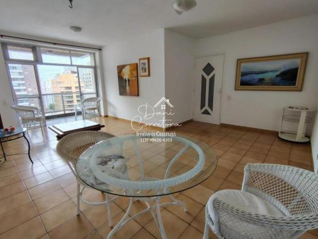 Apartamento de 3 quartos e 2 vagas na Pitangueiras, Guarujá SP: 90m² e 2 salas!