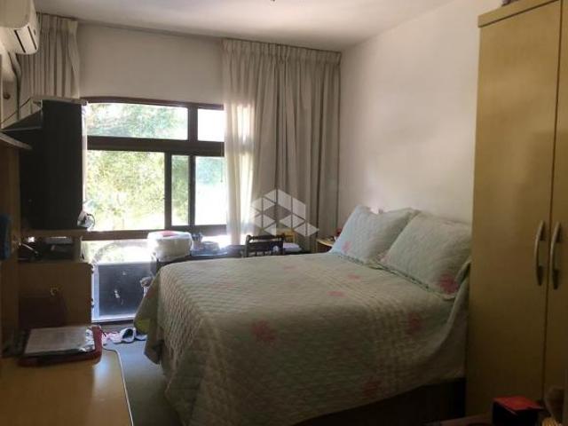 Apartamento de 3 quartos e uma vaga com 115m² no bairro Rio Branco em Porto Alegre