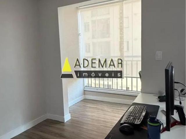 Apartamento de 3 quartos e vaga de garagem em localização central!