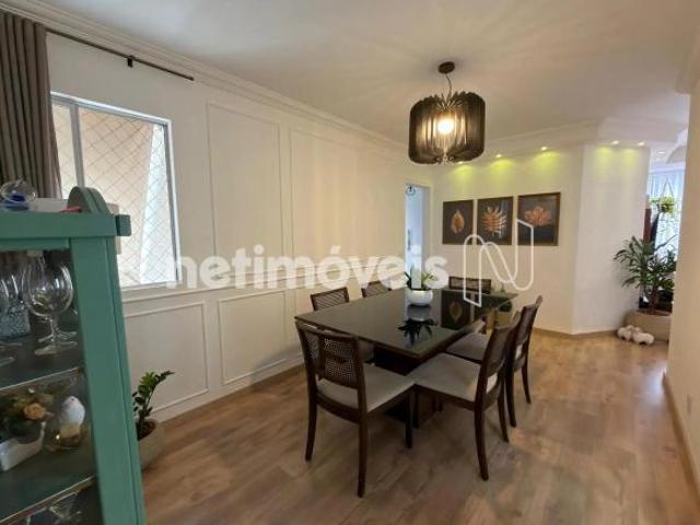 Apartamento de 3 quartos no Castelo
