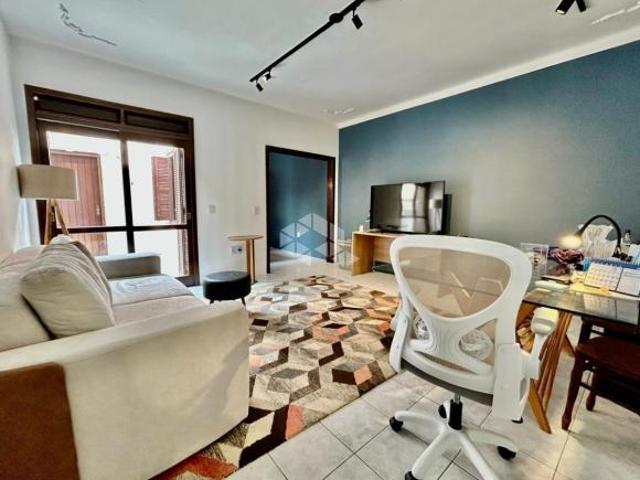APARTAMENTO DE 3 QUARTOS NO CENTRO HISTÓRICO