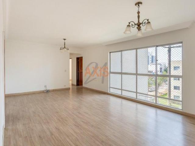 Apartamento de 3 Quartos no Edifício Alberto Ditchfiel
