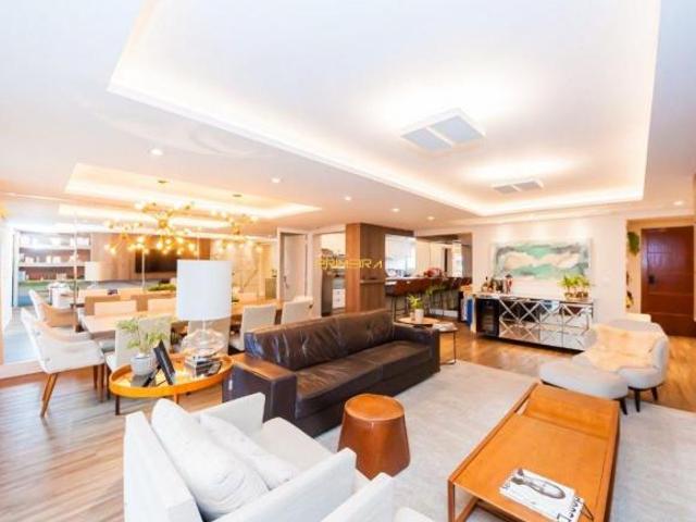 Apartamento de 3 quartos no Juvevê