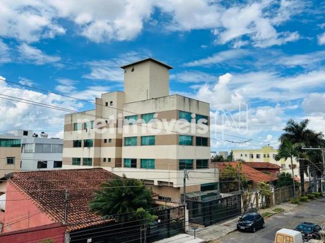 Apartamento de 3 quartos no Serrano