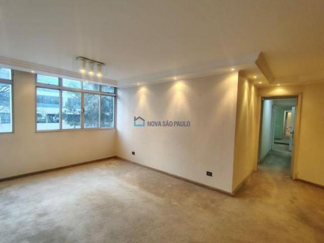 Apartamento de 3 quartos, na Liberdade