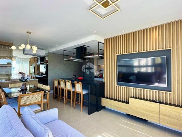 Apartamento de 3 quartos sendo 01 suíte, mobiliado e decorado, no bairro Navega