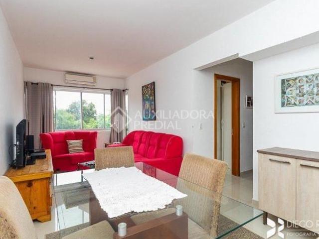 Apartamento de 3 quartos, sendo um suíte, churrasqueira, bom estado de conservação