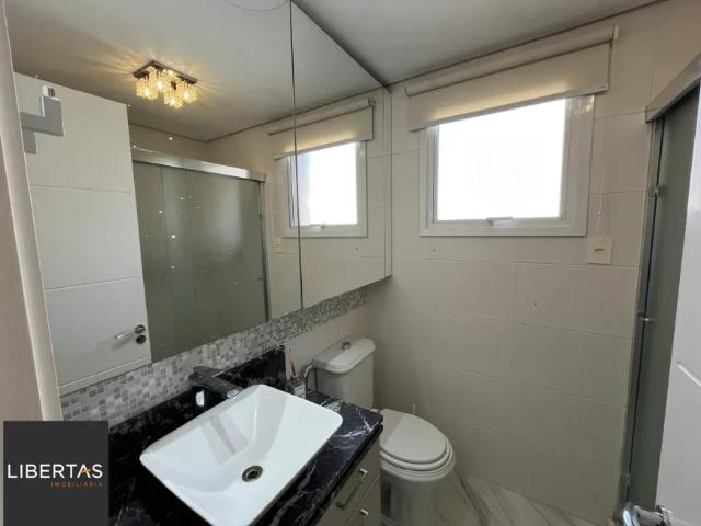 Apartamento de 3 quartos, suíte e 3 vagas de garagem no bairro Auxiliadora POA