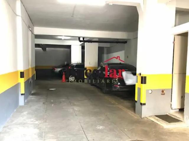 Apartamento de 3 quartos, suíte e 1 vaga à venda na Tijuca