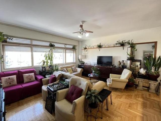 Apartamento de 3 quartos, suíte e 1 vaga de garagem no bairro Bom Fim em POA/RS