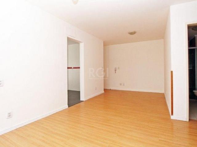 Apartamento de 3 quartos, suíte e 1 vaga de garagem no bairro Petrópolis