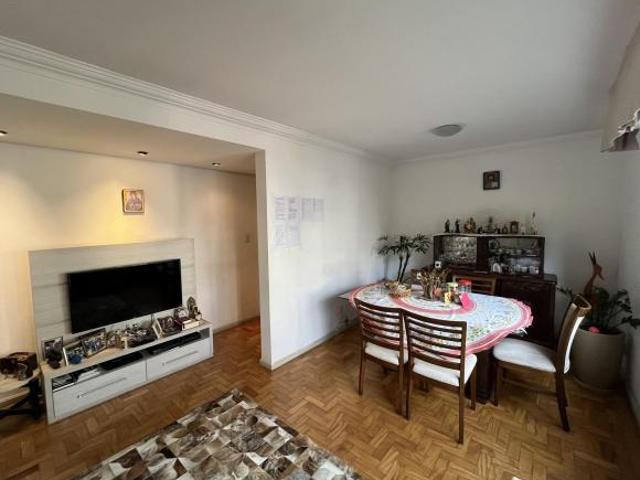Apartamento de 3 quartos, suíte e 1 vaga de garagem no bairro Petrópolis em POA