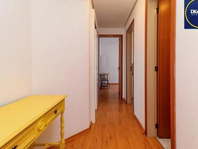 Apartamento de 3 quartos, suíte e 2 vagas de garagem bairro Jardim Botânico POA