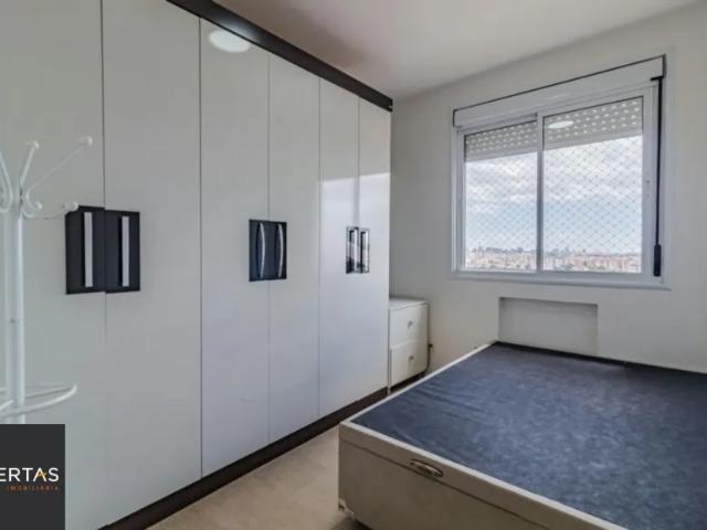 Apartamento de 3 quartos, suíte, elevador e 2 vagas no bairro Vila Ipiranga