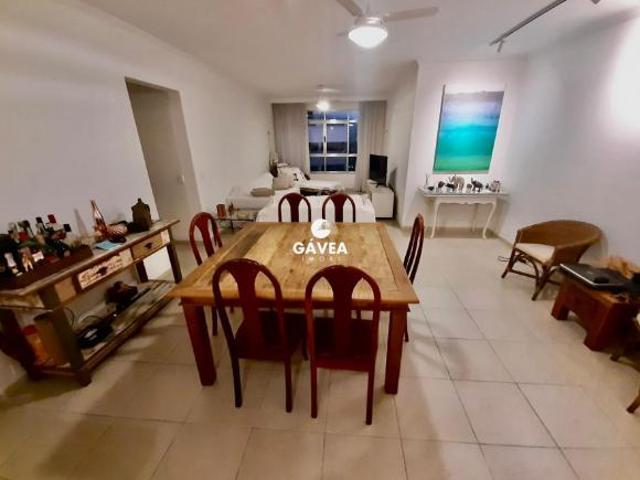 Apartamento de 3 Quartos Ponta da Praia Santos