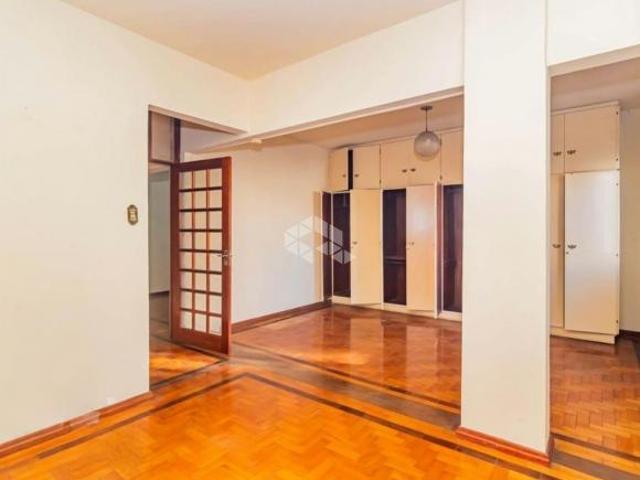 Apartamento de 3 quartos, vaga de garagem e elevador