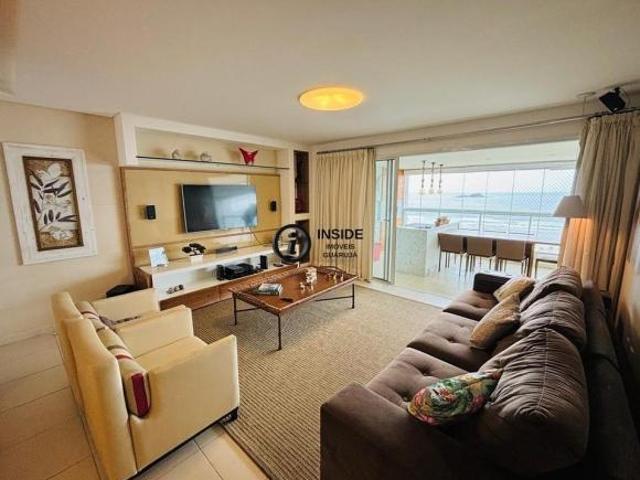 Apartamento de 3 quartos vista mar