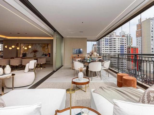 Apartamento de 3 Suítes à Venda no Edifício Rio Rhone | Batel Curitiba