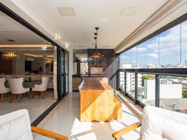 Apartamento de 3 Suítes à Venda no Edifício Wizz Iguaçu | Água Verde Curitiba