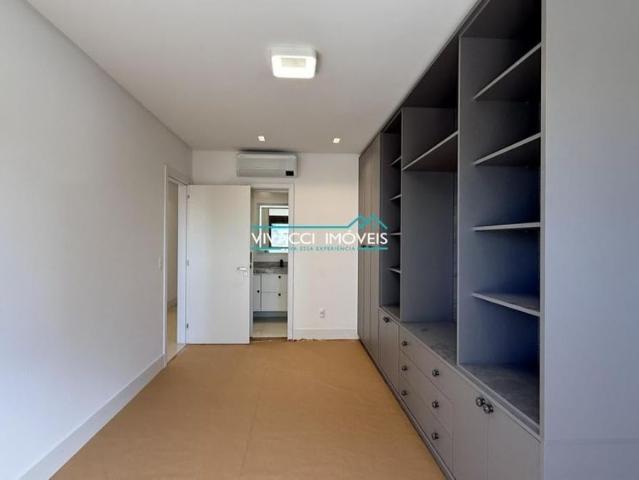 Apartamento de 3 Suítes Com 128 m² Para Locação | Kobrasol