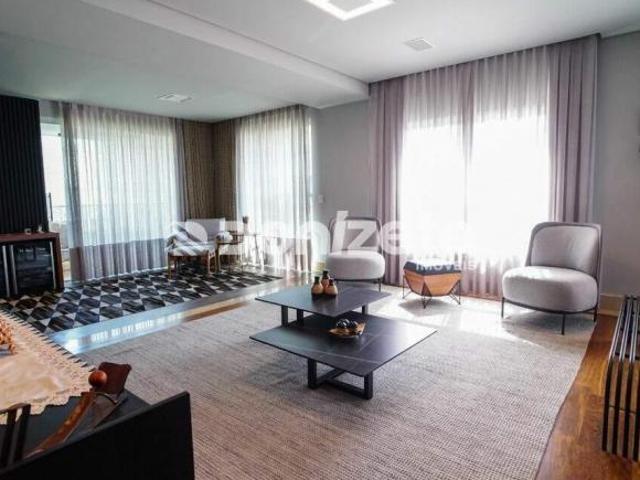 Apartamento de 3 suítes com 4 vagas, varanda gourmet e lazer completo no Jardim, Santo André