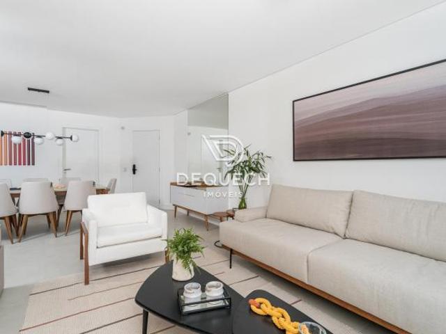 Apartamento de 3 suites e com muito sol.